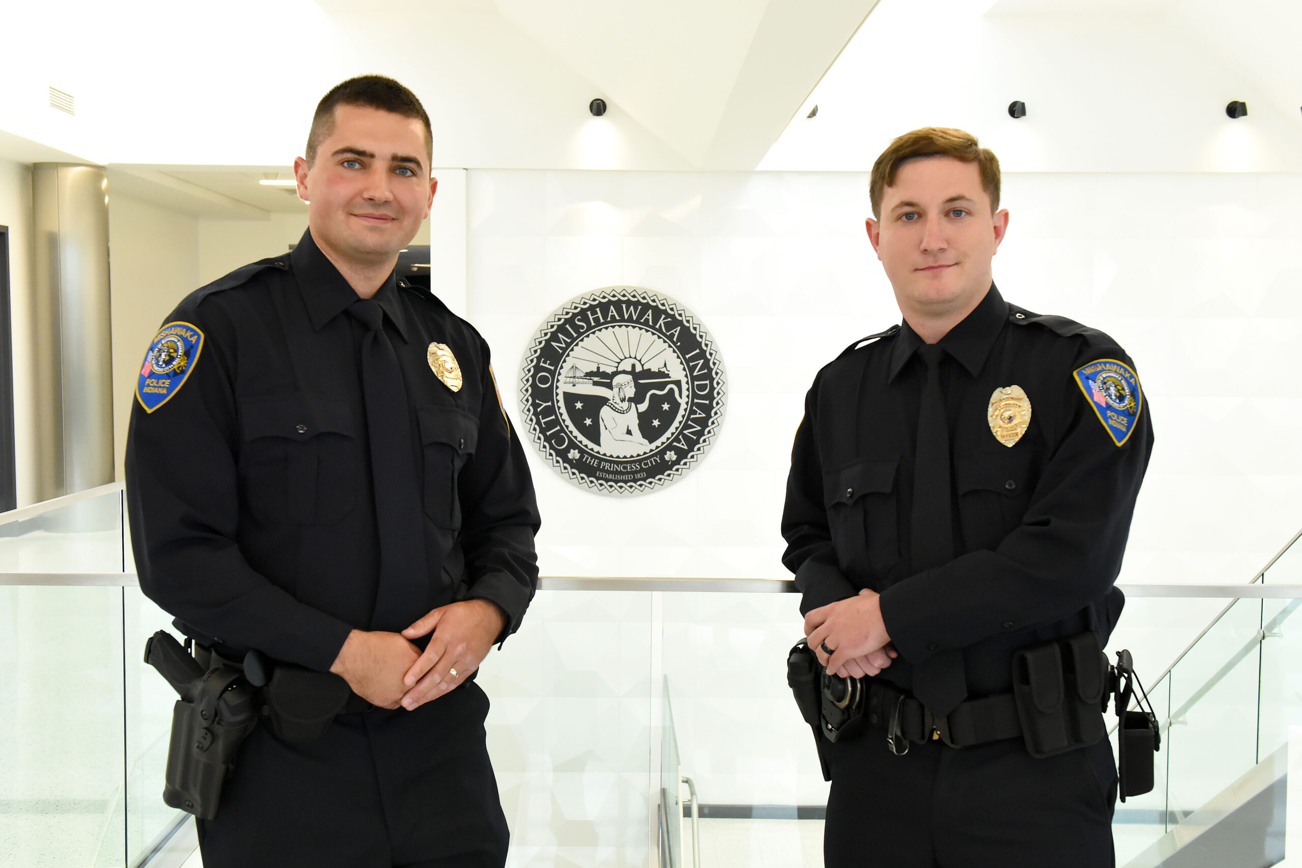 ¡El Departamento de Policía de Mishawaka se enorgullece de honrar a dos ...